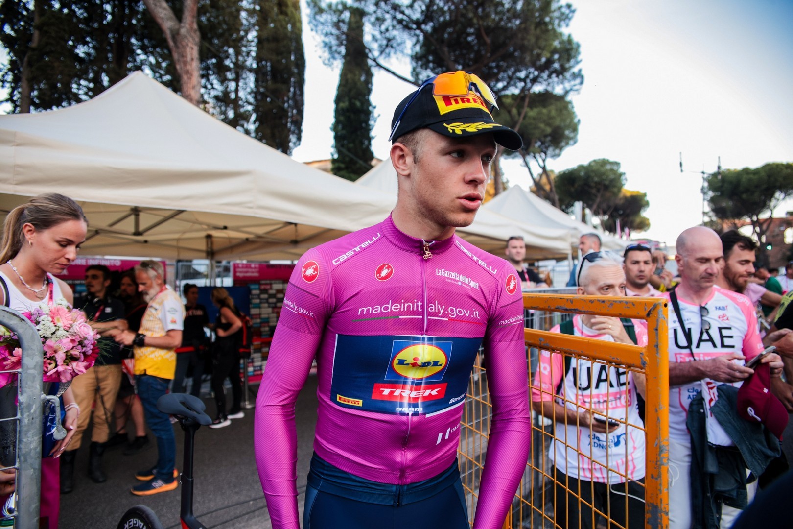 Jonathan Milan vince la tappa 17 del Tour de France in volata con un ...
