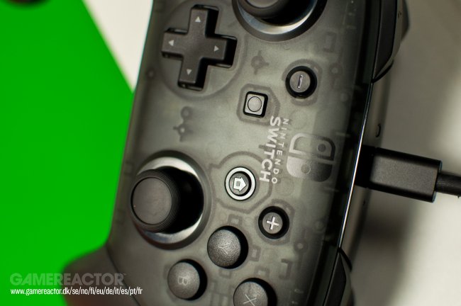 Ecco l'unboxing del Controller Pro di Switch - - Gamereactor